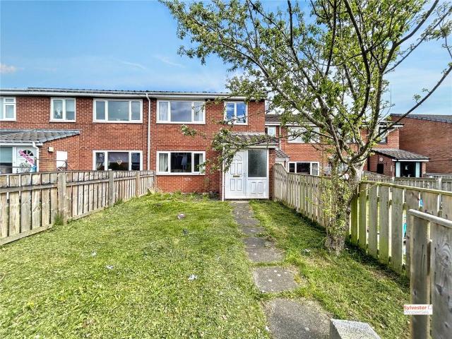 3 bedroom terraced house for sale