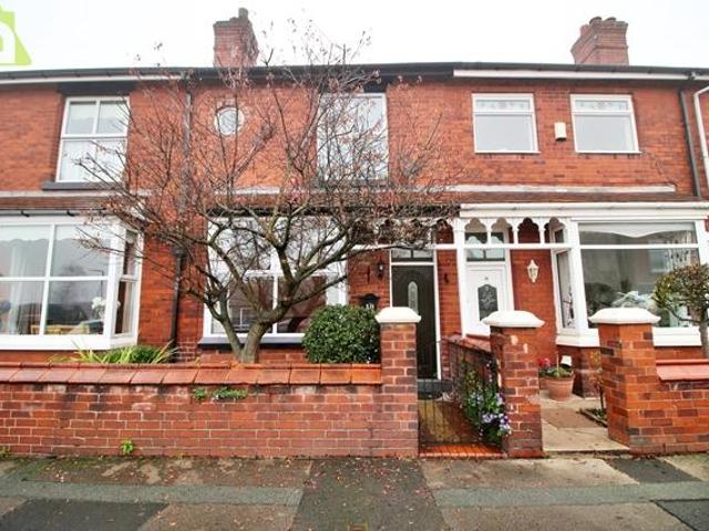 3 bedroom terraced house for sale