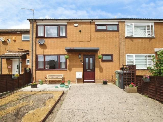 3 bedroom terraced house for sale