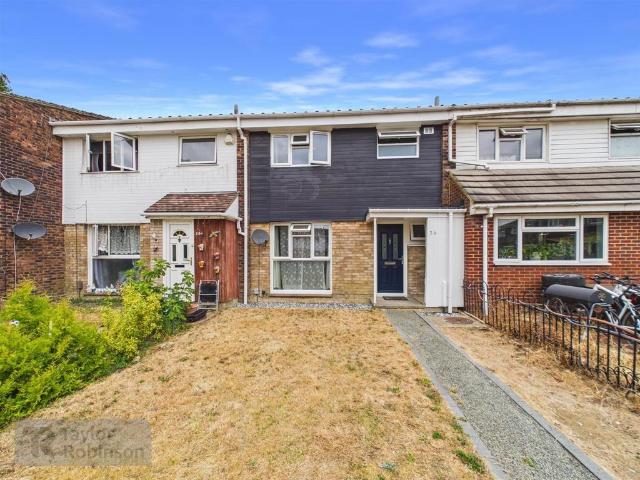 3 bedroom terraced house for sale