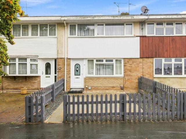 3 bedroom terraced house for sale