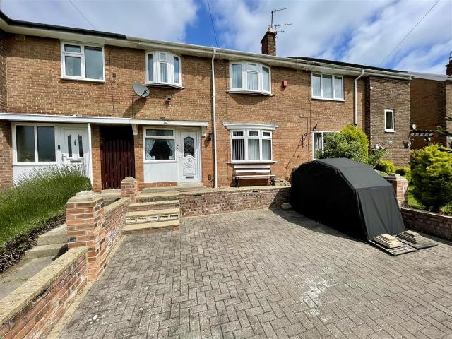 3 bedroom terraced house for sale