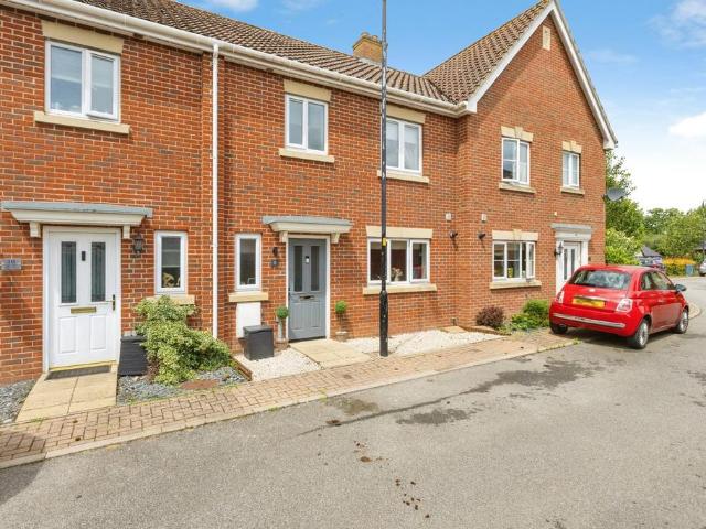 3 bedroom terraced house for sale