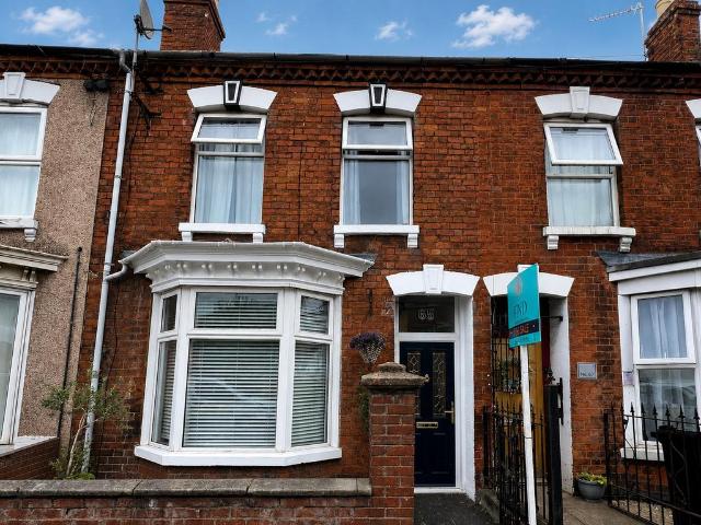 3 bedroom terraced house for sale