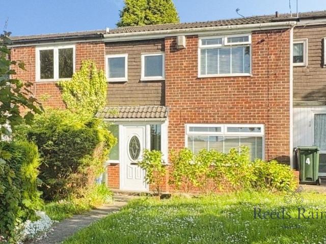 3 bedroom terraced house for sale
