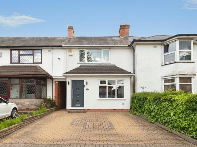 3 bedroom terraced house for sale