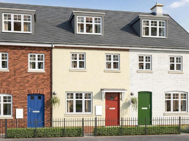 3 bedroom terraced house for sale