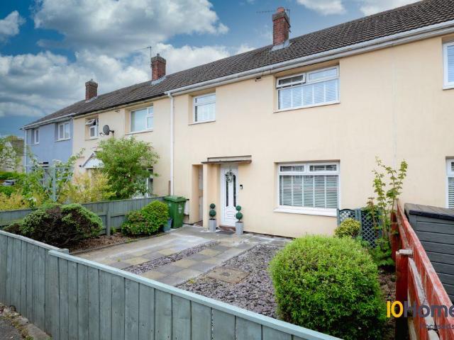 3 bedroom terraced house for sale