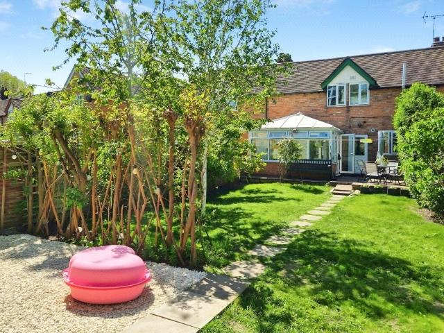 3 bedroom terraced house for sale