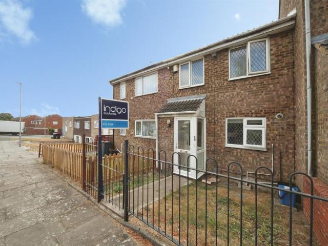 3 bedroom terraced house for sale