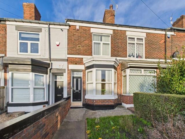 3 bedroom terraced house for sale
