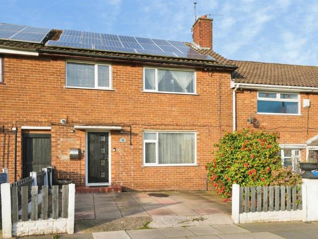 3 bedroom terraced house for sale