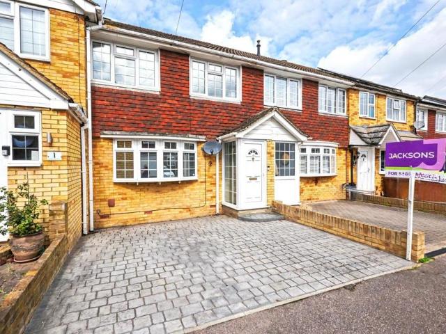 3 bedroom terraced house for sale