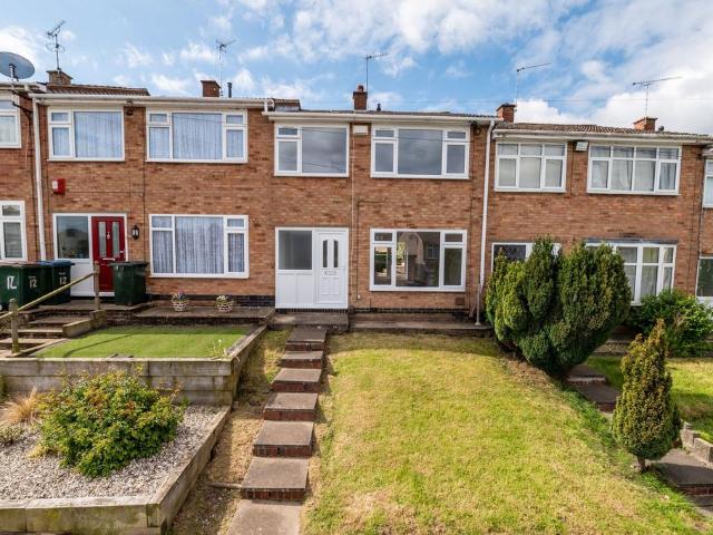 3 bedroom terraced house for sale