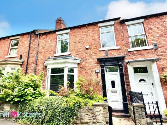 3 bedroom terraced house for sale