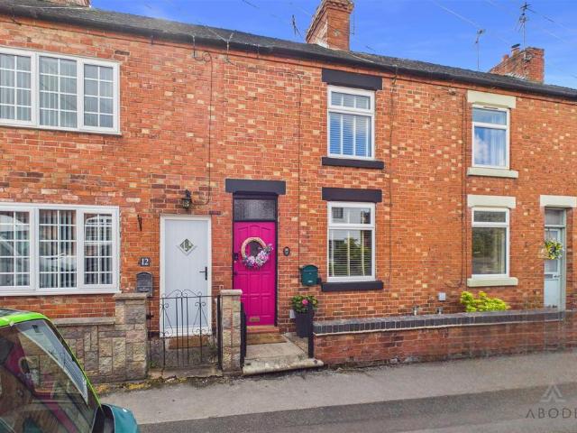 3 bedroom terraced house for sale