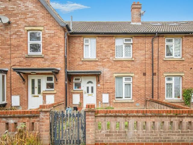3 bedroom terraced house for sale