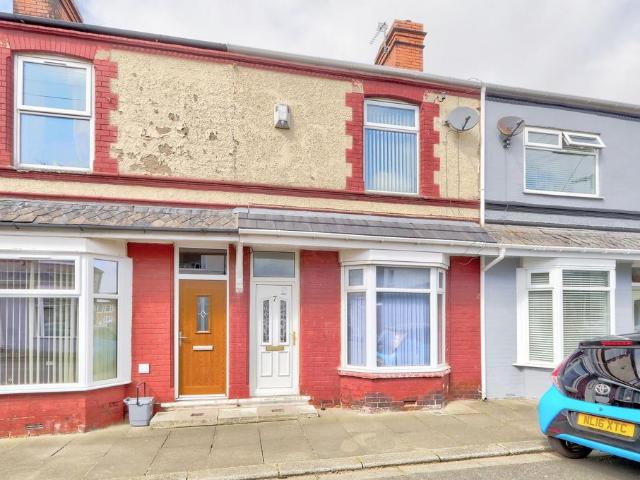 3 bedroom terraced house for sale