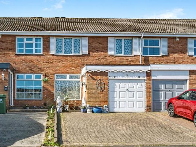 3 bedroom terraced house for sale