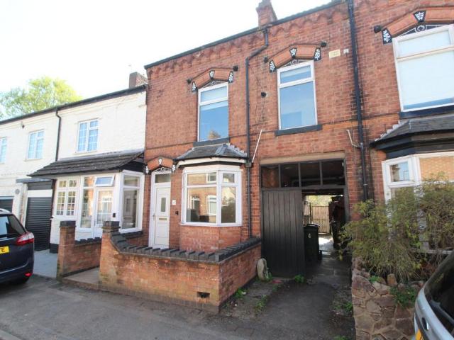 3 bedroom terraced house for sale