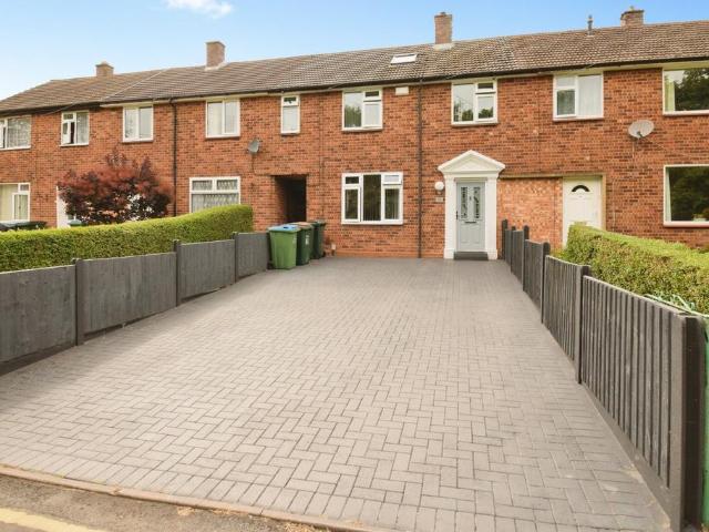 3 bedroom terraced house for sale