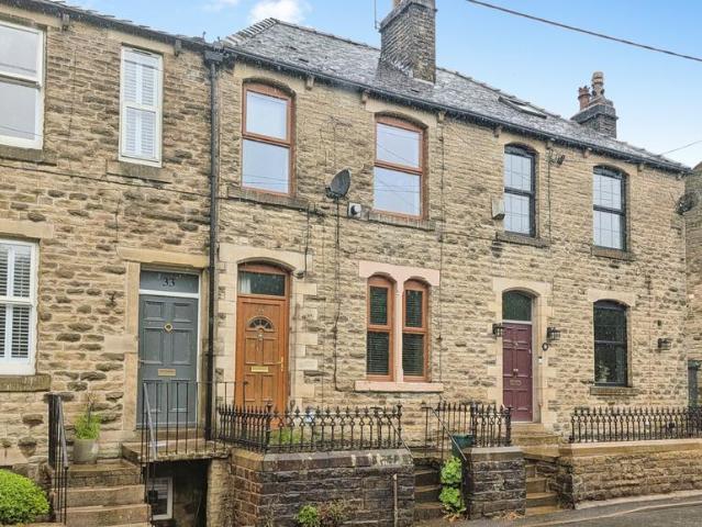 3 bedroom terraced house for sale