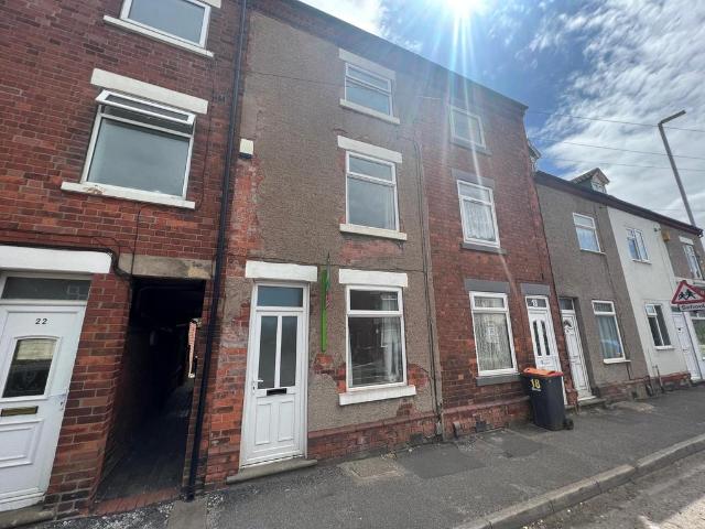 3 bedroom terraced house for sale