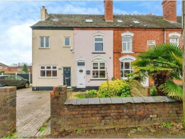 3 bedroom terraced house for sale