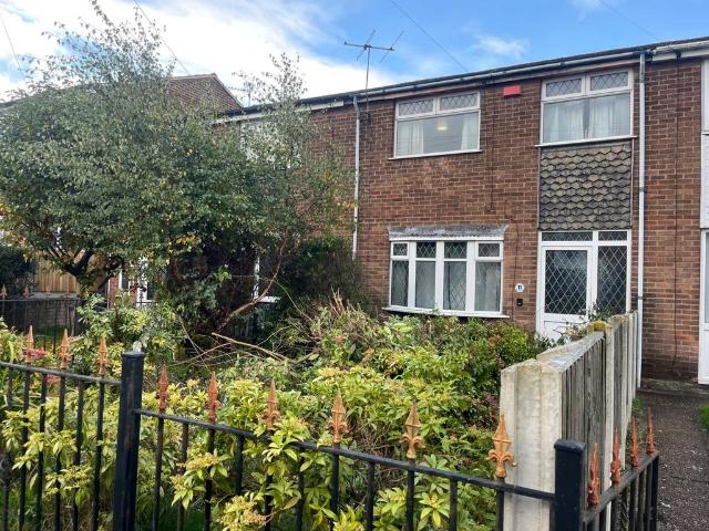 3 bedroom terraced house for sale