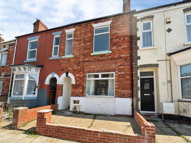 3 bedroom terraced house for sale