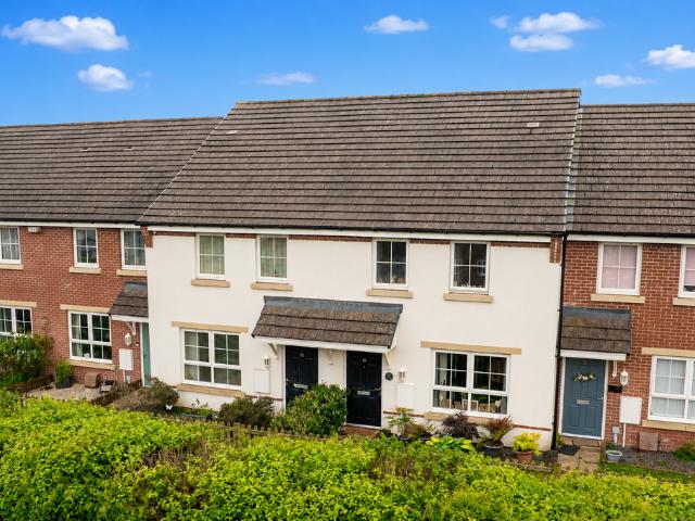 3 bedroom terraced house for sale