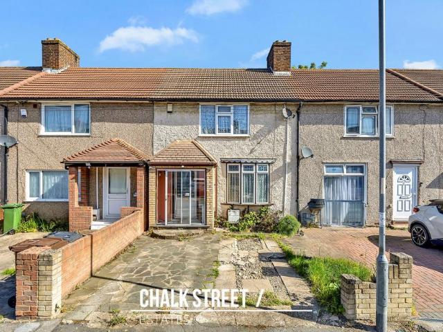 3 bedroom terraced house for sale