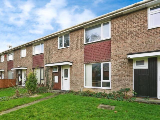 3 bedroom terraced house for sale