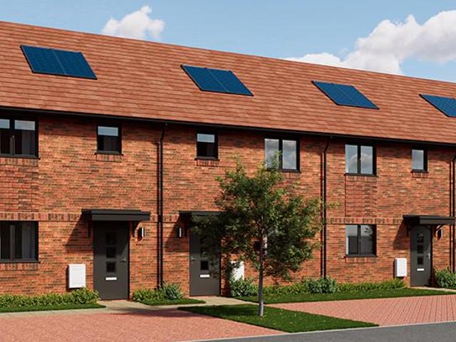 3 bedroom terraced house for sale