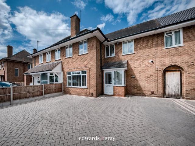 3 bedroom terraced house for sale