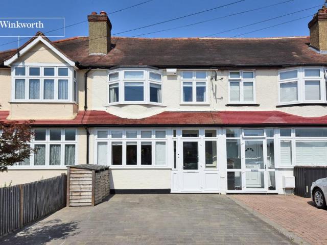 3 bedroom terraced house for sale