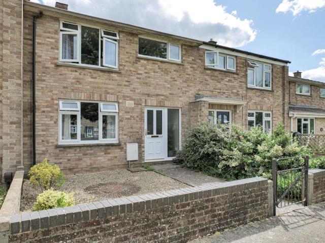 3 bedroom terraced house for sale