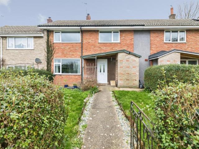 3 bedroom terraced house for sale