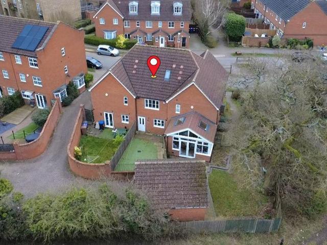 3 bedroom terraced house for sale