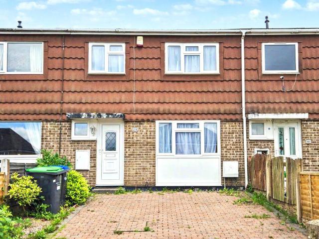 3 bedroom terraced house for sale