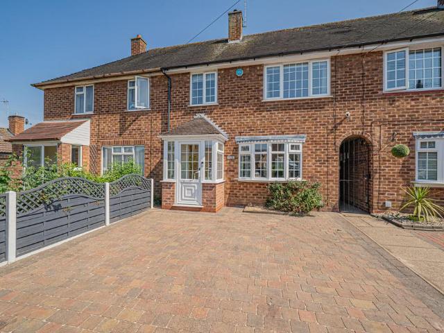 3 bedroom terraced house for sale