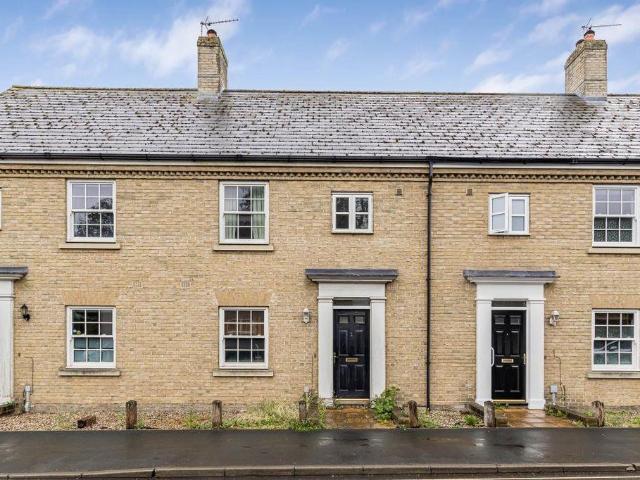 3 bedroom terraced house for sale