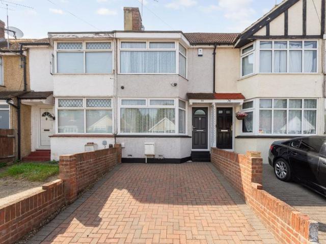 3 bedroom terraced house for sale