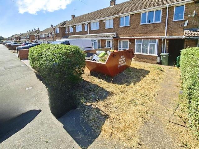 3 bedroom terraced house for sale
