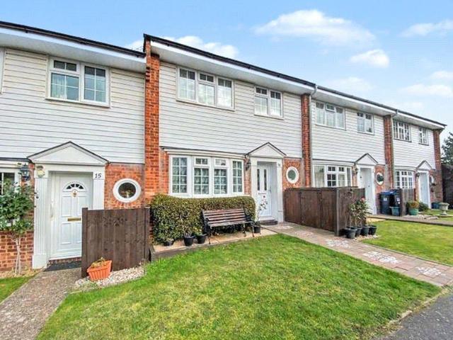 3 bedroom terraced house for sale