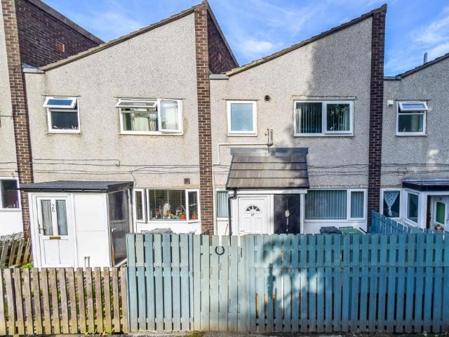 3 bedroom terraced house for sale