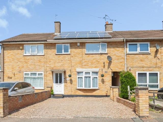 3 bedroom terraced house for sale