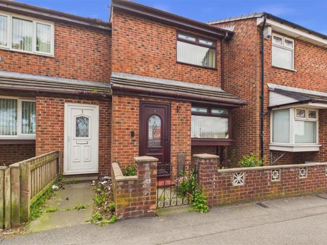 3 bedroom terraced house for sale
