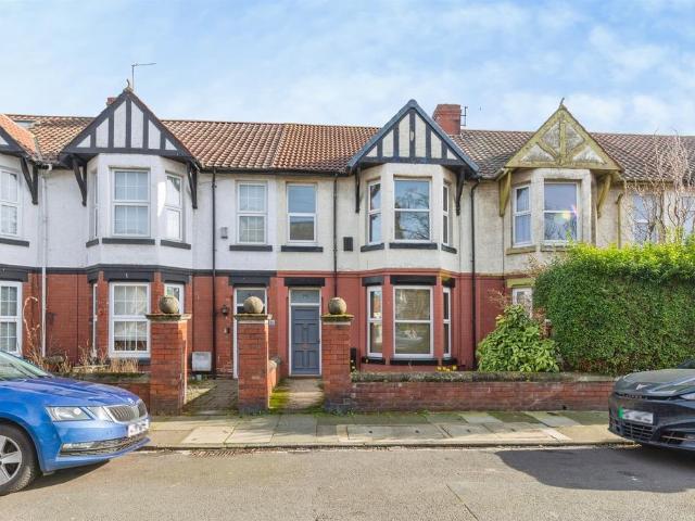3 bedroom terraced house for sale