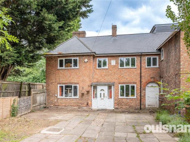 3 bedroom terraced house for sale